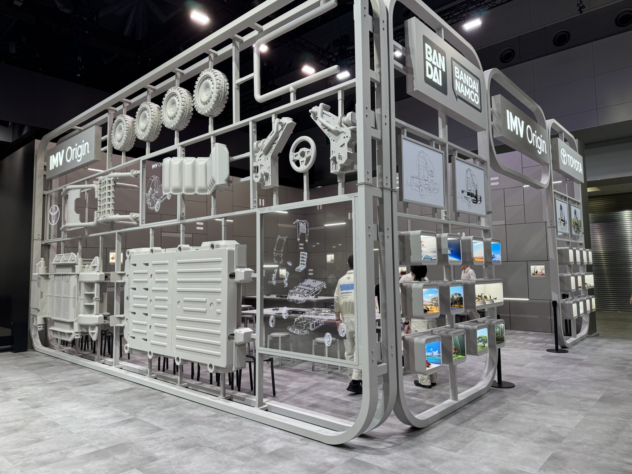 シンプル・イズ・ベストのIMV Originは、アフリカの未来を救うモビリティになるか。トヨタの本気ぶりを感じた - EFFECT